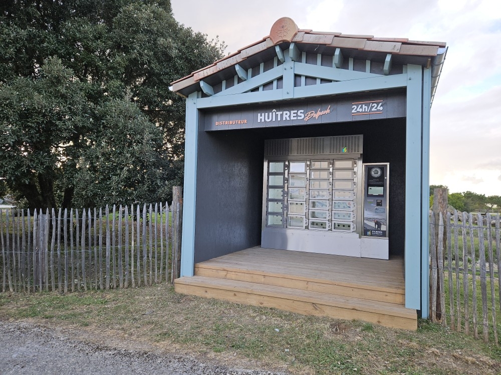 A Angoulins, un distributeur d'huitres peu commun - Filbing Distribution